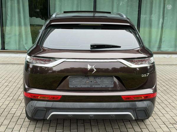 Brown DS 7 Crossback 2018 in Kaunas, with an engine capacity of 1.50 L and mileage of 238 thousand km for 9400 €, photo 5 on AUTOMOTO.COM.LV