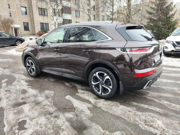 Brown DS 7 Crossback 2019 in Vilnius, with an engine capacity of 2.00 L and mileage of 144 thousand km for 16250 €, photo 3 on AUTOMOTO.COM.LV