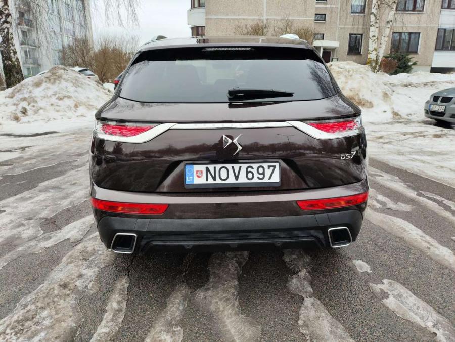 Brown DS 7 Crossback 2019 in Vilnius, with an engine capacity of 2.00 L and mileage of 144 thousand km for 16250 €, photo 4 on AUTOMOTO.COM.LV