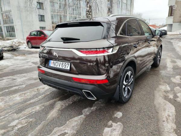 Brown DS 7 Crossback 2019 in Vilnius, with an engine capacity of 2.00 L and mileage of 144 thousand km for 16250 €, photo 5 on AUTOMOTO.COM.LV
