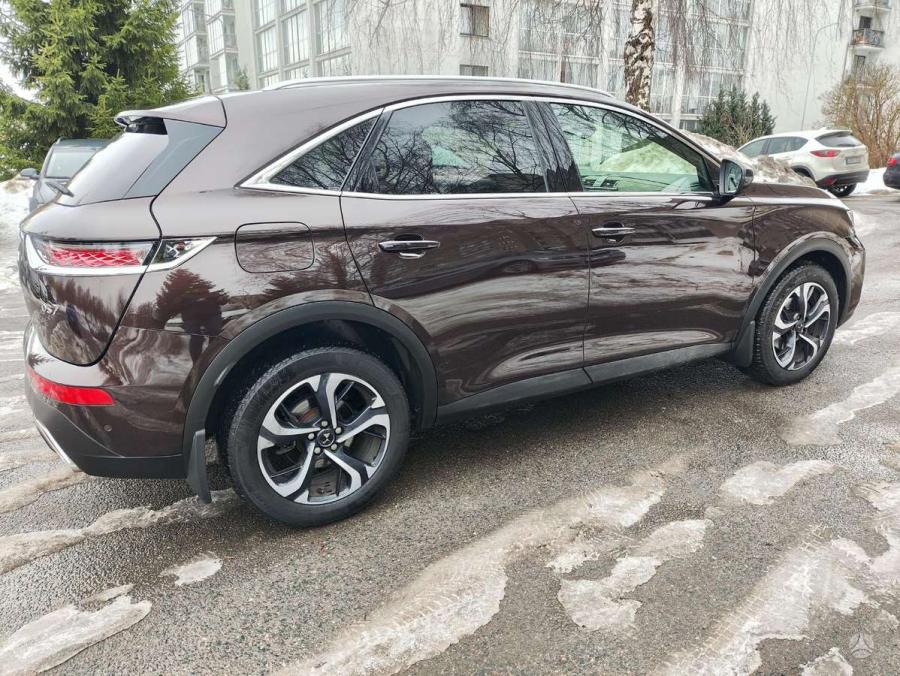 Brown DS 7 Crossback 2019 in Vilnius, with an engine capacity of 2.00 L and mileage of 144 thousand km for 16250 €, photo 6 on AUTOMOTO.COM.LV