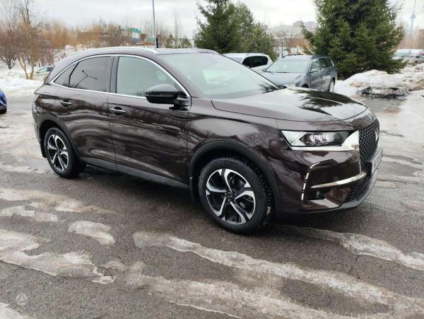 Brown DS 7 Crossback 2019 in Vilnius, with an engine capacity of 2.00 L and mileage of 144 thousand km for 16250 €, photo 7 on AUTOMOTO.COM.LV