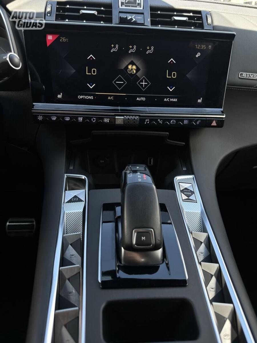 DS 7 Crossback 2018 in Taurage, with an engine capacity of 2.00 L and mileage of 125 thousand km for 16700 €, photo 27 on AUTOMOTO.COM.LV