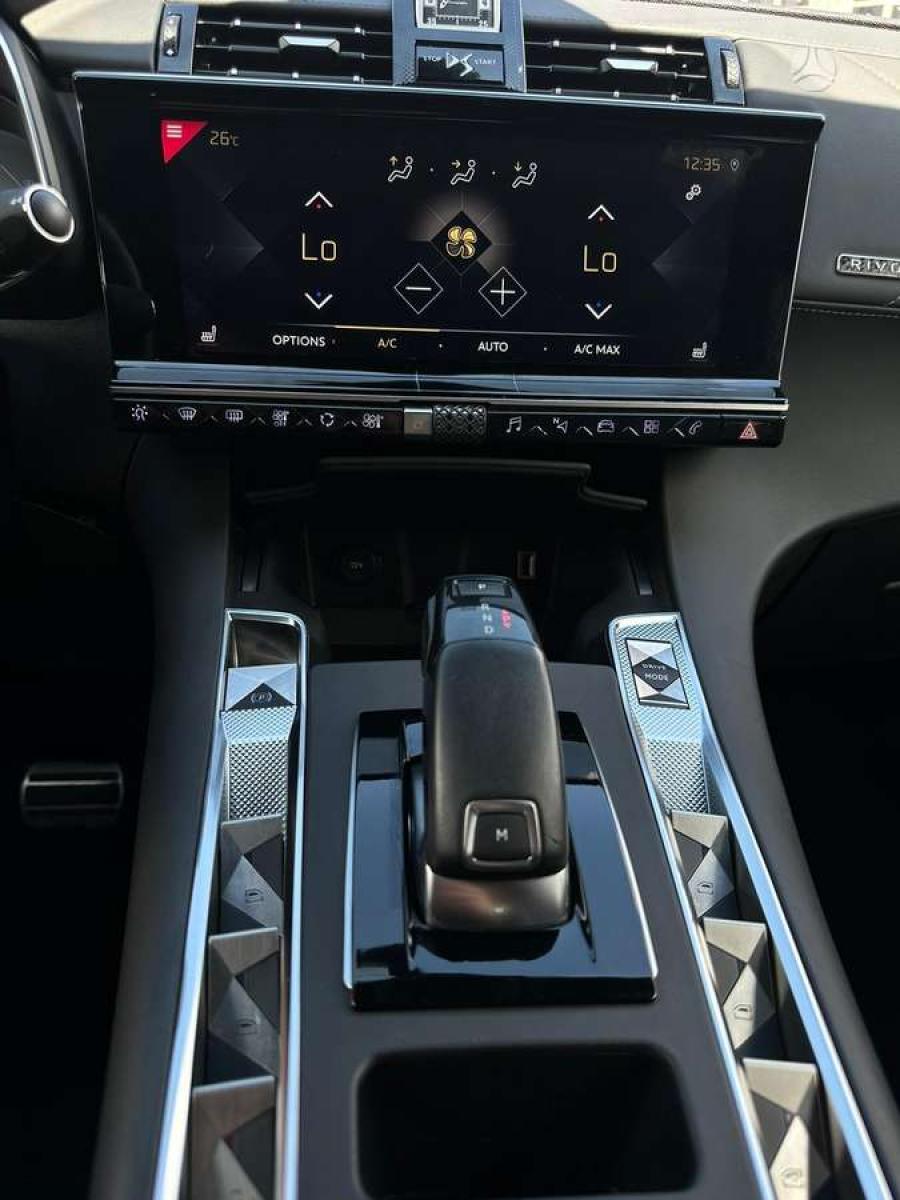 DS 7 Crossback 2018 Tauragė, ar dzinēja tilpumu 2.00 L un nobraukumu 121 tūkst. km par 16800 €, foto 15 vietnē AUTOMOTO.COM.LV