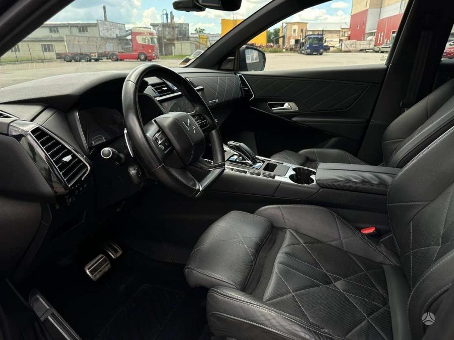 DS 7 Crossback 2018 Tauragė, ar dzinēja tilpumu 2.00 L un nobraukumu 121 tūkst. km par 16800 €, foto 16 vietnē AUTOMOTO.COM.LV