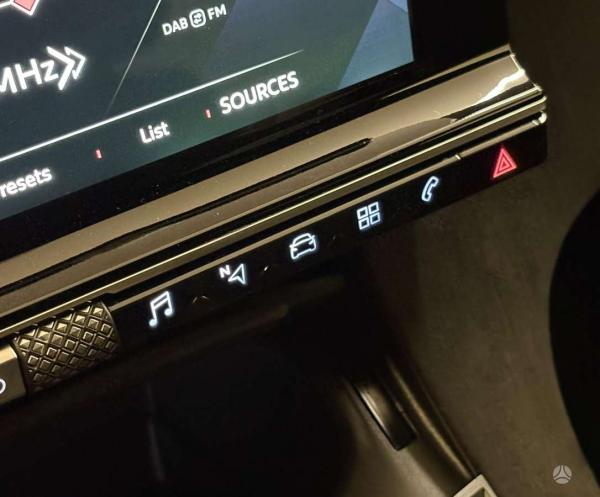 Grey DS 7 Crossback 2018 in Marijampole, with an engine capacity of 2.00 L and mileage of 280 thousand km for 13999 €, photo 10 on AUTOMOTO.COM.LV