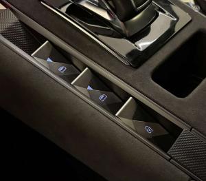 Grey DS 7 Crossback 2018 in Marijampole, with an engine capacity of 2.00 L and mileage of 280 thousand km for 13999 €, photo 20 on AUTOMOTO.COM.LV