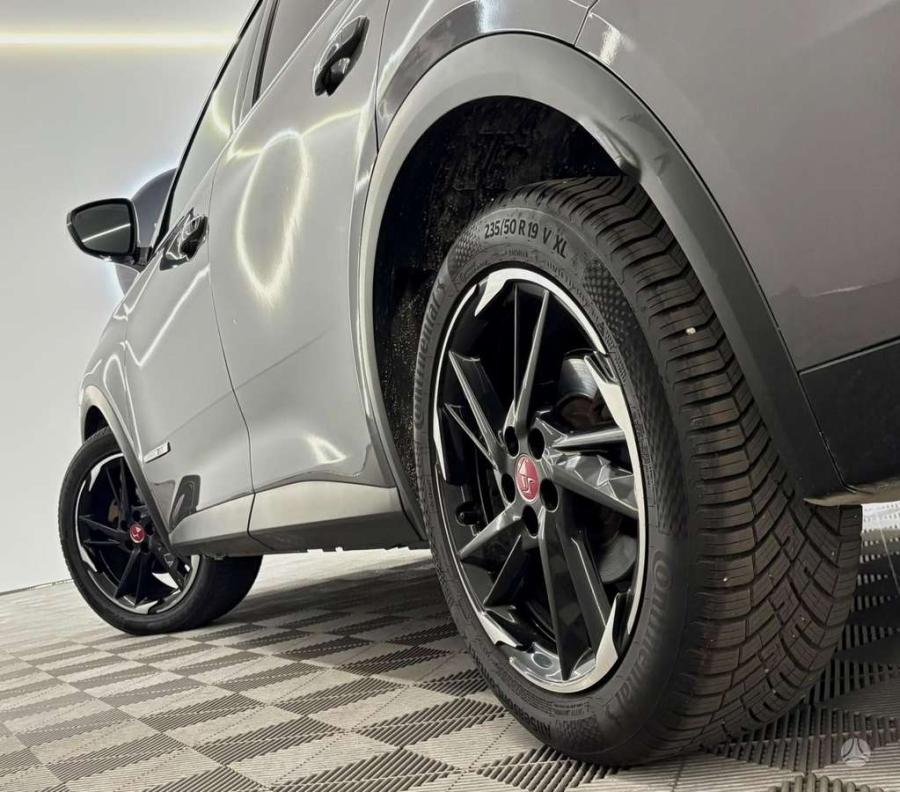 Grey DS 7 Crossback 2018 in Marijampole, with an engine capacity of 2.00 L and mileage of 280 thousand km for 13999 €, photo 29 on AUTOMOTO.COM.LV