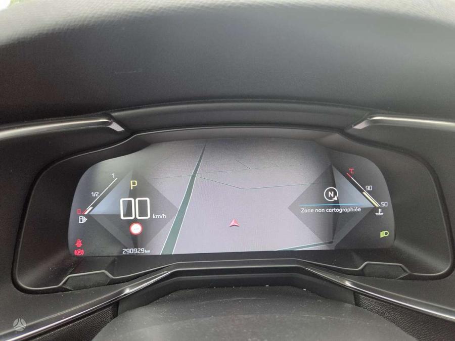 Pelēks DS 7 Crossback 2018 Tauragė, ar dzinēja tilpumu 2.00 L un nobraukumu 290 tūkst. km par 9100 €, foto 15 vietnē AUTOMOTO.COM.LV