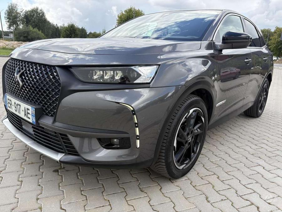 Grey DS 7 Crossback 2018 in Kaunas, with an engine capacity of 2.00 L and mileage of 210 thousand km for 13900 €, photo 3 on AUTOMOTO.COM.LV
