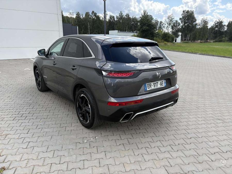 Grey DS 7 Crossback 2018 in Kaunas, with an engine capacity of 2.00 L and mileage of 210 thousand km for 13900 €, photo 5 on AUTOMOTO.COM.LV