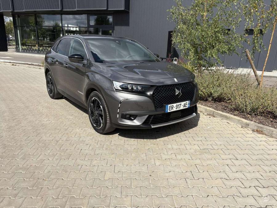 Grey DS 7 Crossback 2018 in Kaunas, with an engine capacity of 2.00 L and mileage of 210 thousand km for 13900 €, photo 9 on AUTOMOTO.COM.LV