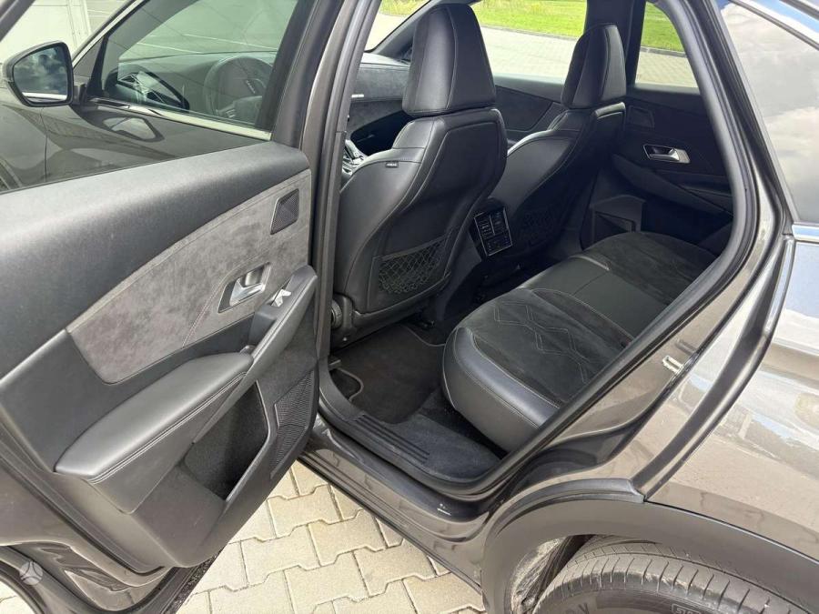 Grey DS 7 Crossback 2018 in Kaunas, with an engine capacity of 2.00 L and mileage of 210 thousand km for 13900 €, photo 17 on AUTOMOTO.COM.LV