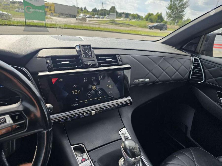 Pelēks DS 7 Crossback 2018 Ukmergė, ar dzinēja tilpumu 1.50 L un nobraukumu 255 tūkst. km par 12100 €, foto 17 vietnē AUTOMOTO.COM.LV
