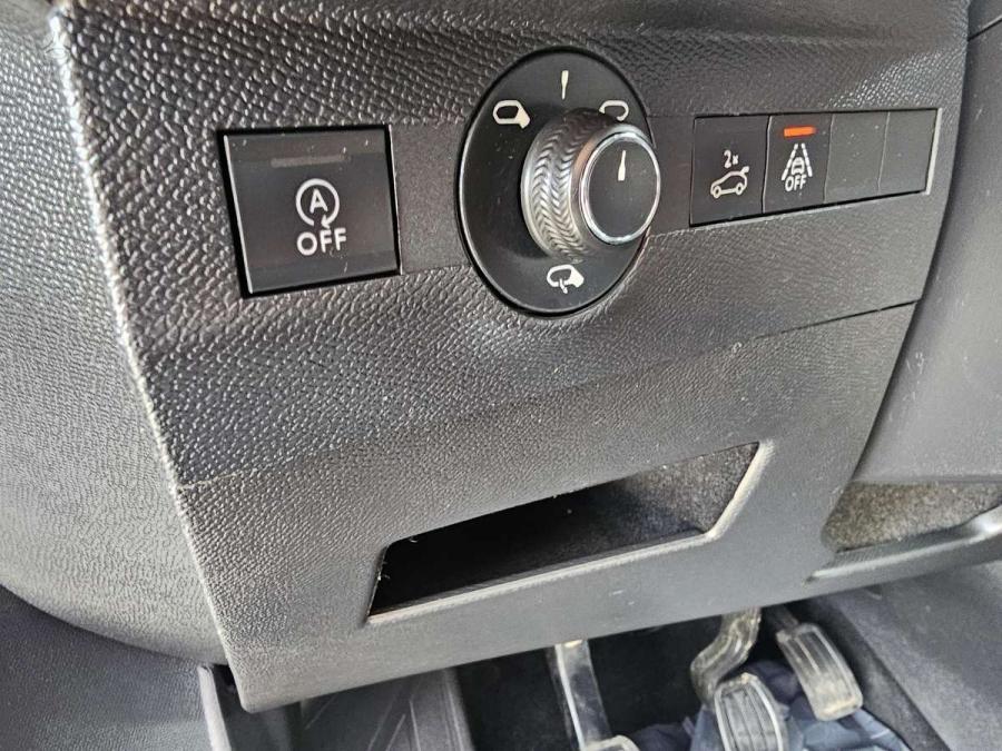 Pelēks DS 7 Crossback 2018 Ukmergė, ar dzinēja tilpumu 1.50 L un nobraukumu 255 tūkst. km par 12100 €, foto 19 vietnē AUTOMOTO.COM.LV