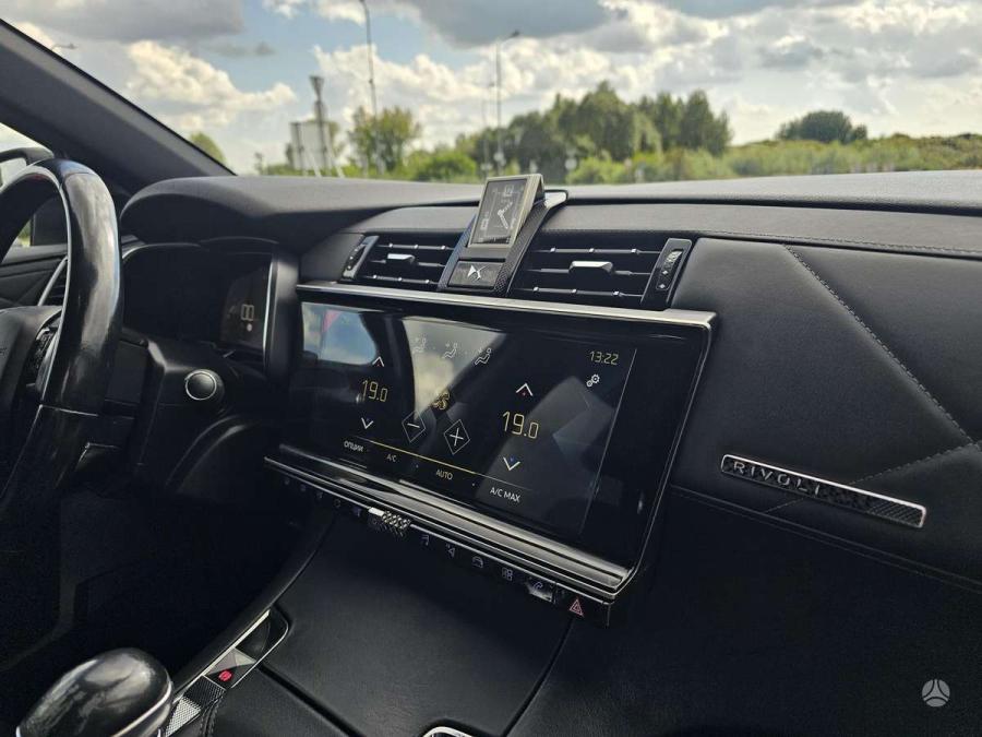 Pelēks DS 7 Crossback 2018 Ukmergė, ar dzinēja tilpumu 1.50 L un nobraukumu 255 tūkst. km par 12100 €, foto 24 vietnē AUTOMOTO.COM.LV
