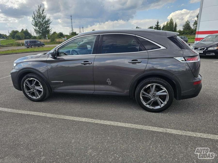 Grey DS 7 Crossback 2018 in Ukmerge, with an engine capacity of 1.50 L and mileage of 255 thousand km for 11850 €, photo 7 on AUTOMOTO.COM.LV