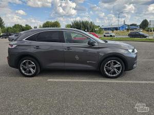 Grey DS 7 Crossback 2018 in Ukmerge, with an engine capacity of 1.50 L and mileage of 255 thousand km for 11850 €, photo 10 on AUTOMOTO.COM.LV