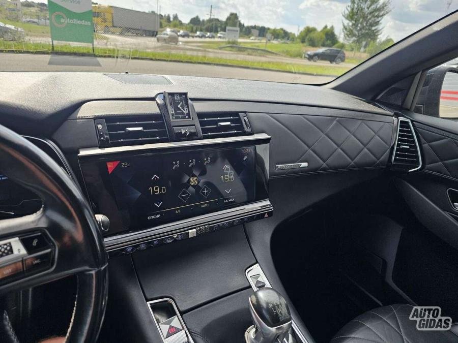 Grey DS 7 Crossback 2018 in Ukmerge, with an engine capacity of 1.50 L and mileage of 255 thousand km for 11850 €, photo 17 on AUTOMOTO.COM.LV