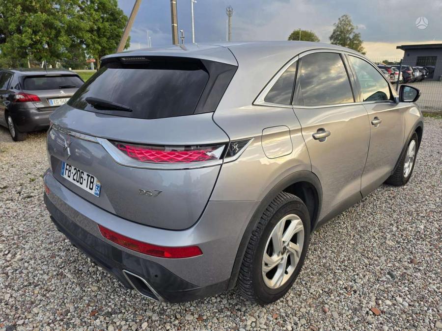 Grey DS 7 Crossback 2018 in Taurage, with an engine capacity of 2.00 L and mileage of 291 thousand km for 8300 €, photo 4 on AUTOMOTO.COM.LV