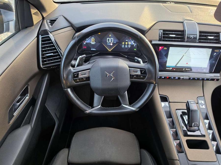 Grey DS 7 Crossback 2018 in Taurage, with an engine capacity of 2.00 L and mileage of 291 thousand km for 8300 €, photo 11 on AUTOMOTO.COM.LV