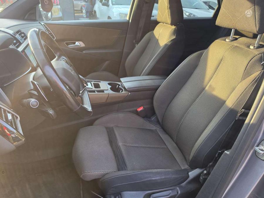 Grey DS 7 Crossback 2018 in Taurage, with an engine capacity of 2.00 L and mileage of 291 thousand km for 8300 €, photo 18 on AUTOMOTO.COM.LV