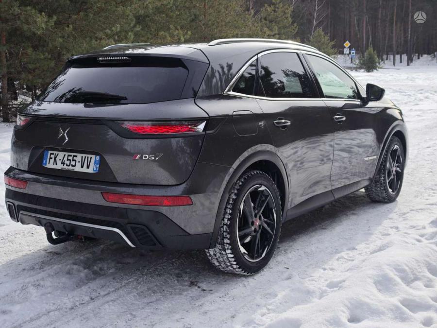 Grey DS 7 Crossback 2019 in Vilnius, with an engine capacity of 1.50 L and mileage of 155 thousand km for 16400 €, photo 7 on AUTOMOTO.COM.LV