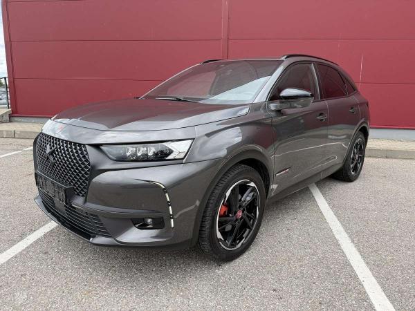 Grey DS 7 Crossback 2019 in Kaunas, with an engine capacity of 1.60 L and mileage of 220 thousand km for 15500 €, photo 2 on AUTOMOTO.COM.LV