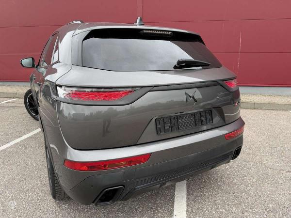 Grey DS 7 Crossback 2019 in Kaunas, with an engine capacity of 1.60 L and mileage of 220 thousand km for 15500 €, photo 8 on AUTOMOTO.COM.LV