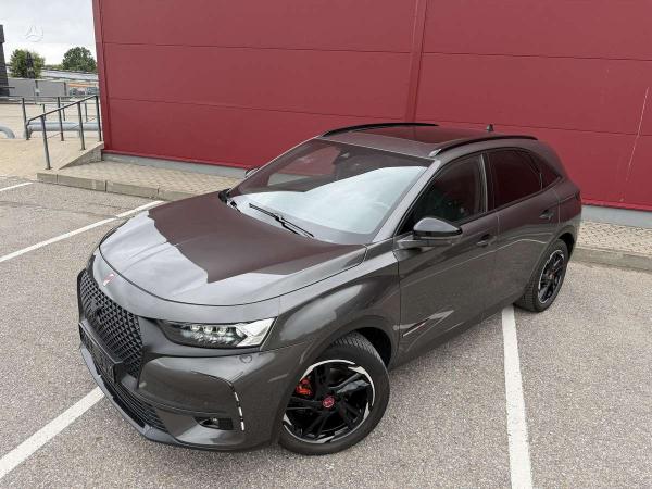 Grey DS 7 Crossback 2019 in Kaunas, with an engine capacity of 1.60 L and mileage of 220 thousand km for 15500 €, photo 10 on AUTOMOTO.COM.LV
