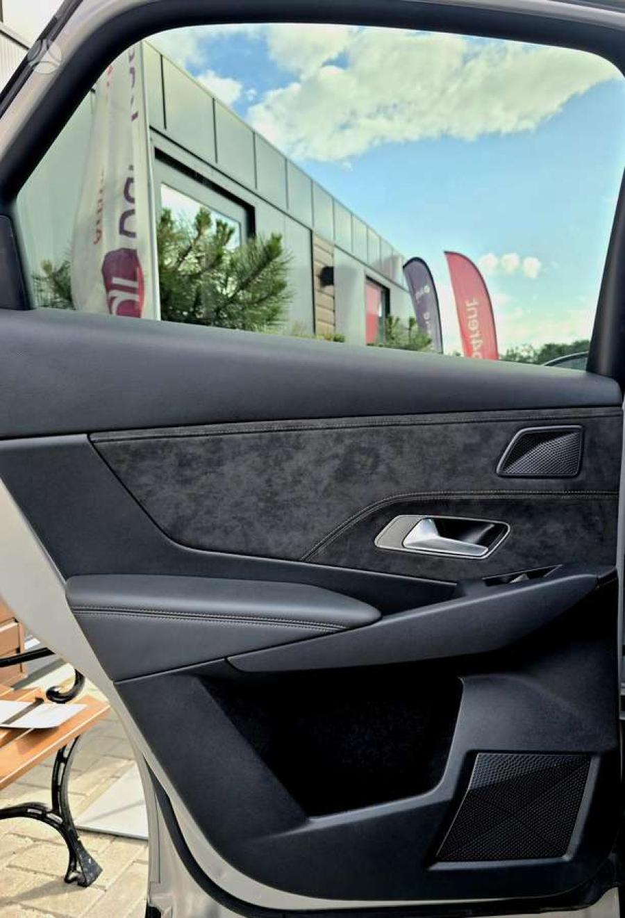 Grey DS 7 Crossback 2019 in Taurage, with an engine capacity of 1.20 L and mileage of 10 thousand km for 13700 €, photo 32 on AUTOMOTO.COM.LV