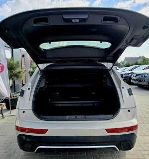 Grey DS 7 Crossback 2019 in Taurage, with an engine capacity of 1.20 L and mileage of 10 thousand km for 13700 €, photo 36 on AUTOMOTO.COM.LV