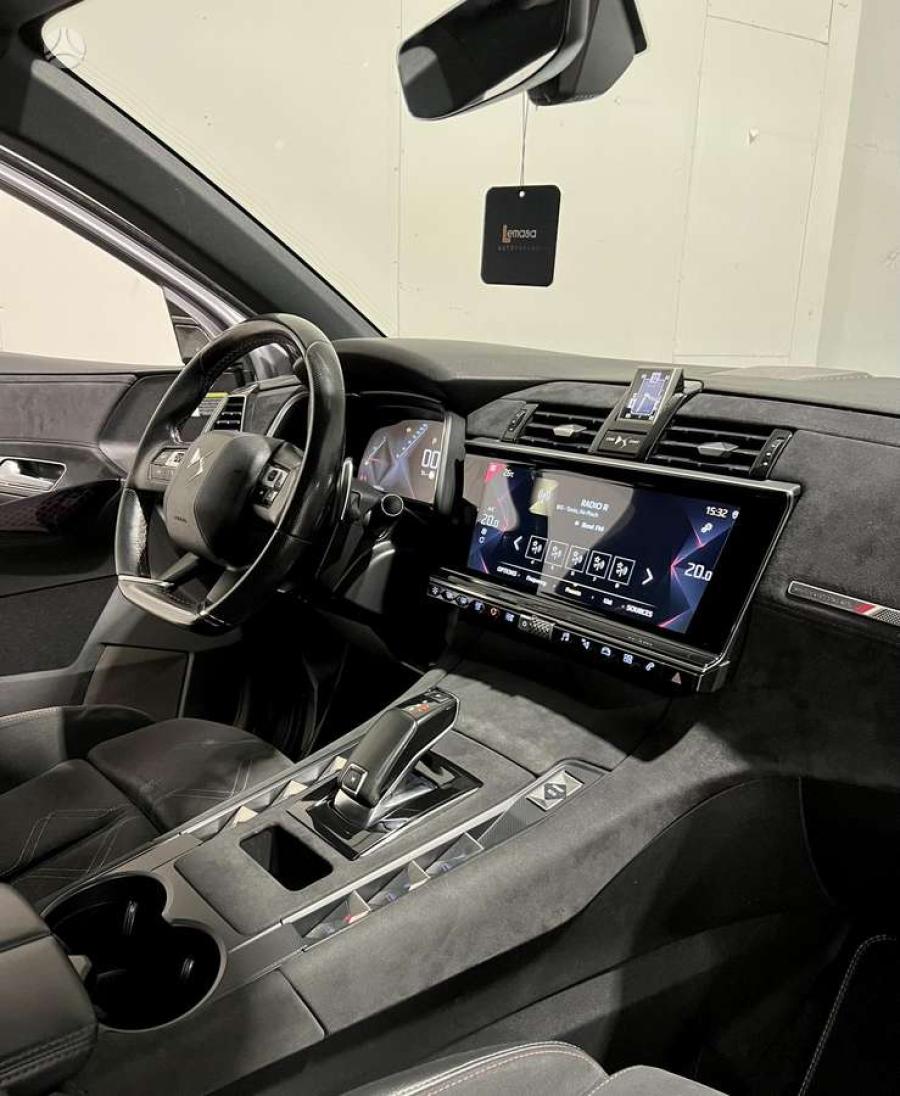 Grey DS 7 Crossback 2019 in Klaipeda, with an engine capacity of 1.50 L and mileage of 140 thousand km for 14999 €, photo 3 on AUTOMOTO.COM.LV