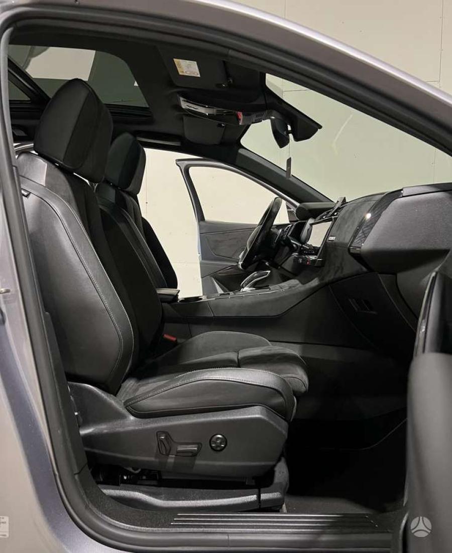 Grey DS 7 Crossback 2019 in Klaipeda, with an engine capacity of 1.50 L and mileage of 140 thousand km for 14999 €, photo 12 on AUTOMOTO.COM.LV