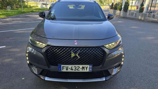 Grey DS 7 Crossback 2020 in Kaunas, with an engine capacity of 2.00 L and mileage of 177 thousand km for 18200 €, photo 2 on AUTOMOTO.COM.LV