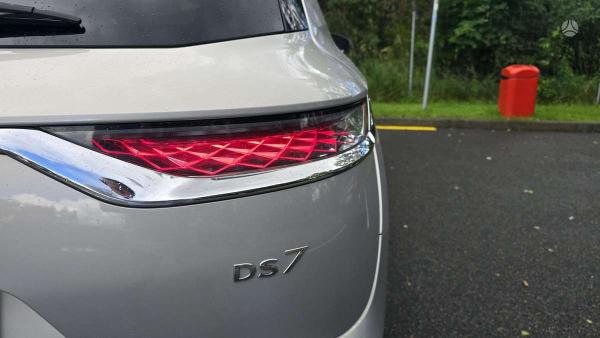 Pelēks DS 7 Crossback 2020 Kauņa, ar dzinēja tilpumu 1.60 L un nobraukumu 151 tūkst. km par 18200 €, foto 8 vietnē AUTOMOTO.COM.LV