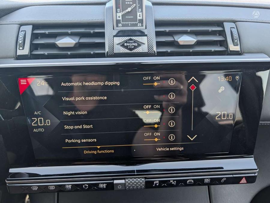 Grey DS 7 Crossback 2020 in Taurage, with an engine capacity of 2.00 L and mileage of 147 thousand km for 16900 €, photo 14 on AUTOMOTO.COM.LV