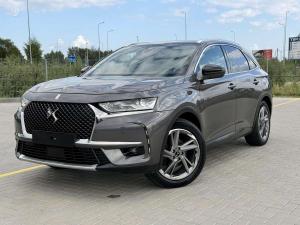 Grey DS 7 Crossback 2020 in Taurage, with an engine capacity of 1.50 L and mileage of 156 thousand km for 13500 €, photo 3 on AUTOMOTO.COM.LV