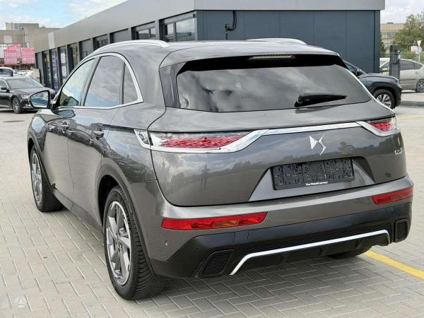 Grey DS 7 Crossback 2020 in Taurage, with an engine capacity of 1.50 L and mileage of 156 thousand km for 13500 €, photo 9 on AUTOMOTO.COM.LV