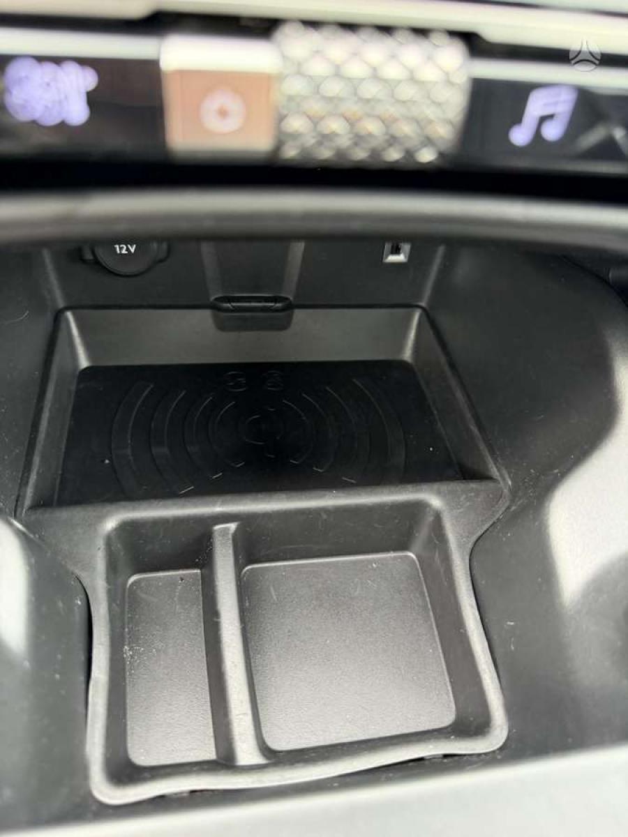 Grey DS 7 Crossback 2020 in Taurage, with an engine capacity of 1.50 L and mileage of 156 thousand km for 13500 €, photo 21 on AUTOMOTO.COM.LV