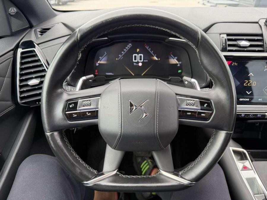 Grey DS 7 Crossback 2020 in Taurage, with an engine capacity of 1.50 L and mileage of 156 thousand km for 13500 €, photo 31 on AUTOMOTO.COM.LV