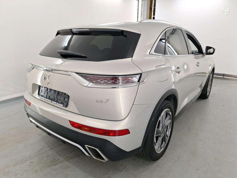 Pelēks DS 7 Crossback 2021 Marijampole, ar dzinēja tilpumu 1.60 L un nobraukumu 47 tūkst. km par 26130 €, foto 3 vietnē AUTOMOTO.COM.LV