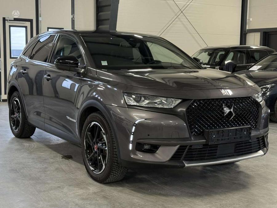 Pelēks DS 7 Crossback 2021 Marijampole, ar dzinēja tilpumu 1.60 L un nobraukumu 74 tūkst. km par 20800 €, foto 1 vietnē AUTOMOTO.COM.LV