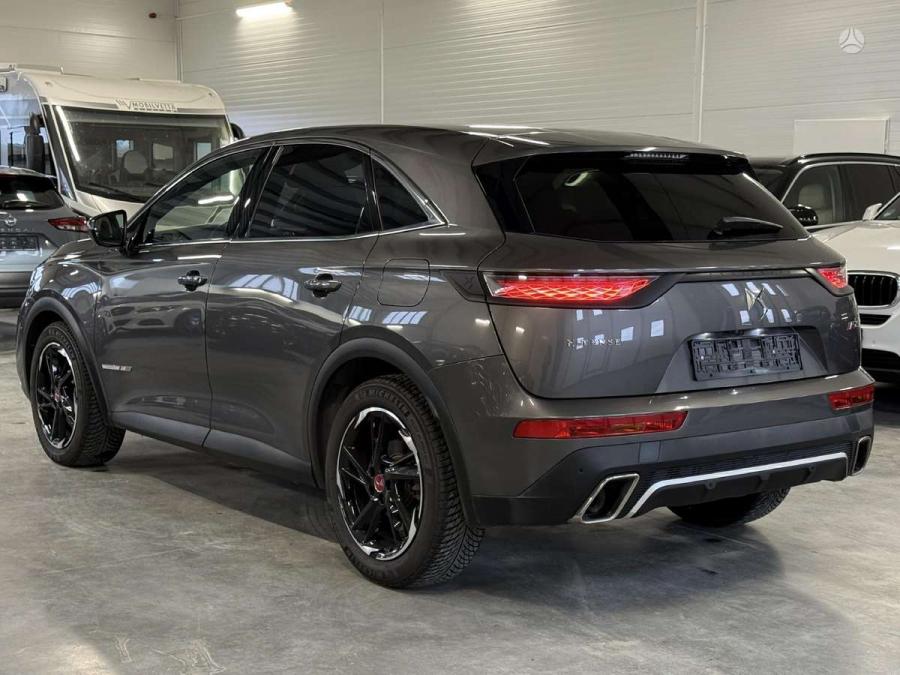 Pelēks DS 7 Crossback 2021 Marijampole, ar dzinēja tilpumu 1.60 L un nobraukumu 74 tūkst. km par 20800 €, foto 6 vietnē AUTOMOTO.COM.LV