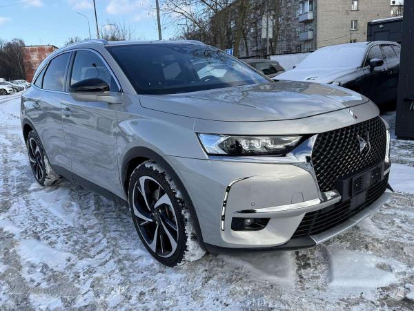 Pelēks DS 7 Crossback 2021 Viļņa, ar dzinēja tilpumu 1.60 L un nobraukumu 60 tūkst. km par 25700 €, foto 2 vietnē AUTOMOTO.COM.LV