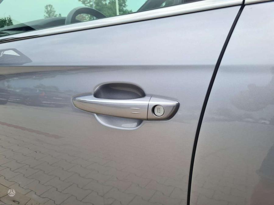 Grey DS 7 Crossback 2021 in Siauliai, with an engine capacity of 1.60 L and mileage of 145 thousand km for 20558 €, photo 13 on AUTOMOTO.COM.LV