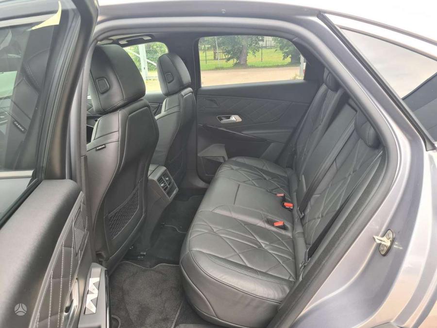 Grey DS 7 Crossback 2021 in Siauliai, with an engine capacity of 1.60 L and mileage of 145 thousand km for 20558 €, photo 22 on AUTOMOTO.COM.LV