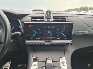 Grey DS 7 Crossback 2021 in Siauliai, with an engine capacity of 1.60 L and mileage of 145 thousand km for 20558 €, photo 30 on AUTOMOTO.COM.LV