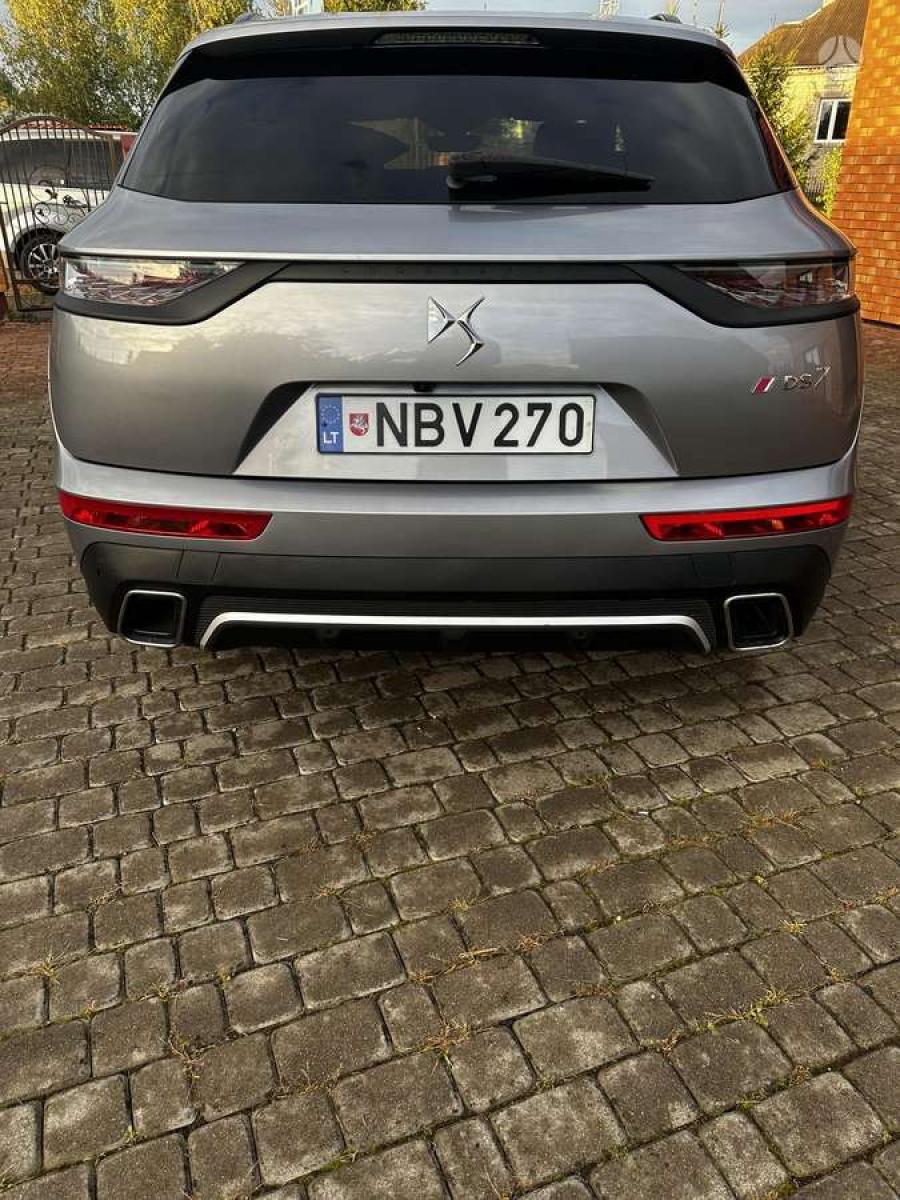 Grey DS 7 Crossback 2021 in Kaunas, with an engine capacity of 2.00 L and mileage of 239 thousand km for 17400 €, photo 7 on AUTOMOTO.COM.LV