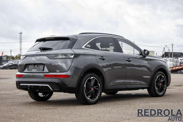 Grey DS 7 Crossback 2021 in Kaunas, with an engine capacity of 1.50 L and mileage of 203 thousand km for 15200 €, photo 5 on AUTOMOTO.COM.LV